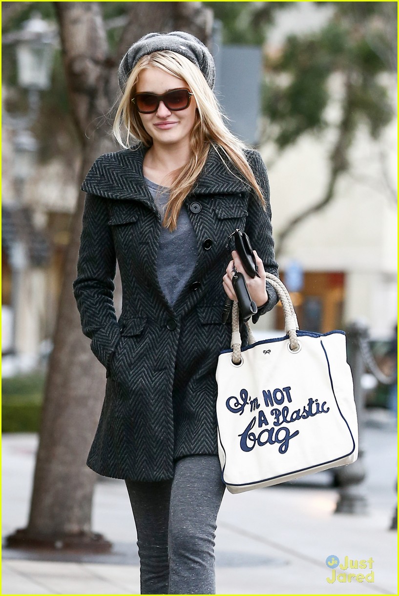 AJ Michalka: Errands Before Friend's Birthday Dinner | Photo 533852 ...