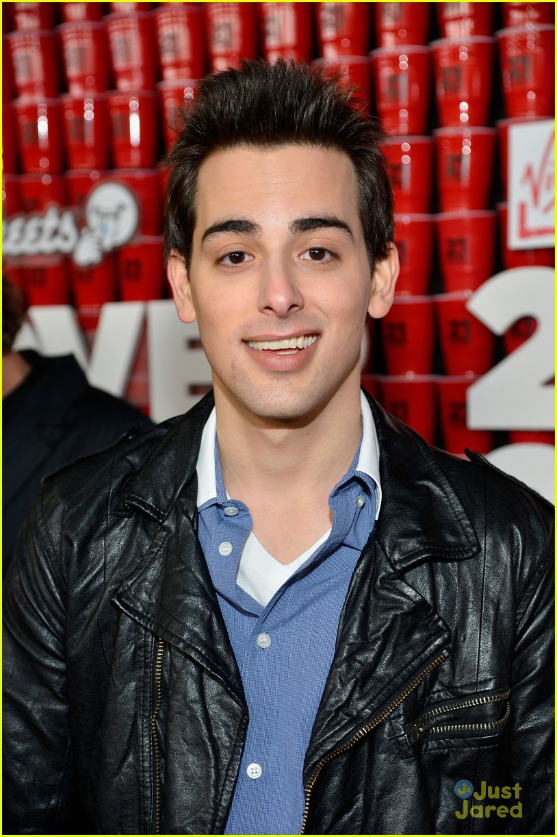 Brett Davern & Jackson Harris: '21 & Over' Premiere | Photo 539953 ...