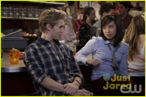Austin Butler: 'The Carrie Diaries' On-Set Interview! | Photo 541079 ...