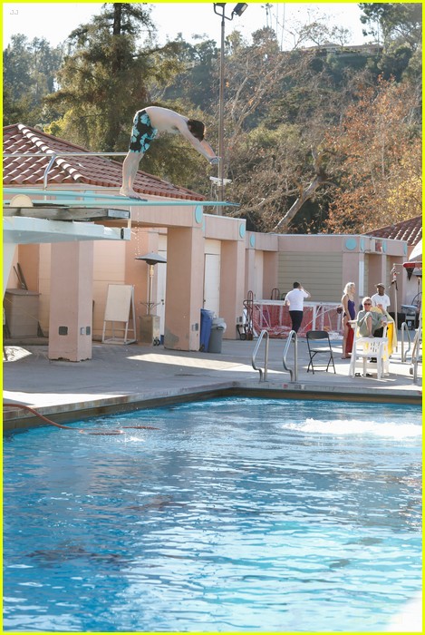 Drake Bell: Shirtless for 'Splash' Diving Practice | Photo 541604 ...