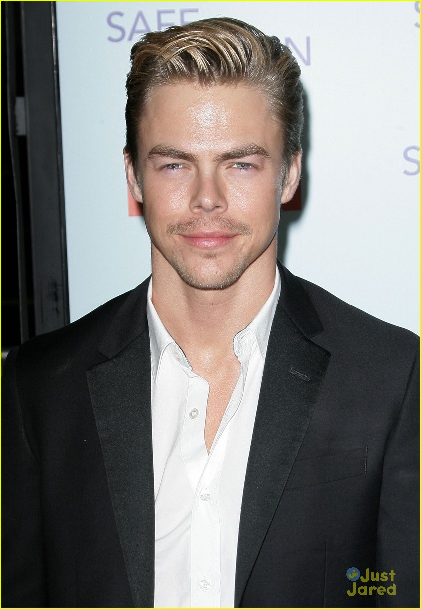 Derek Hough: 'Safe Haven' Premiere | Photo 531545 - Photo Gallery ...