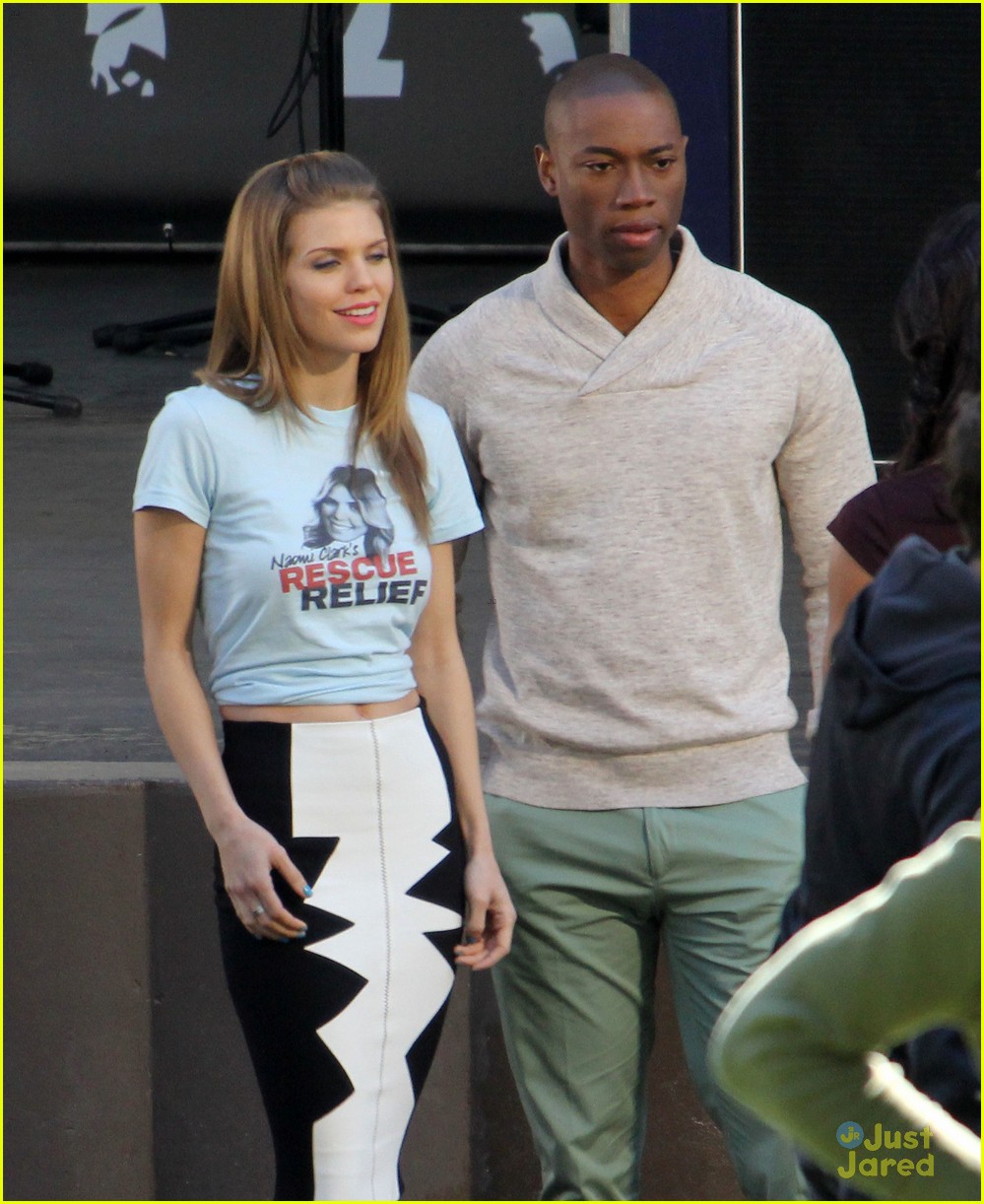 AnnaLynne McCord & Robbie Jones: '90210' Kissing Couple! | Photo 541759 ...