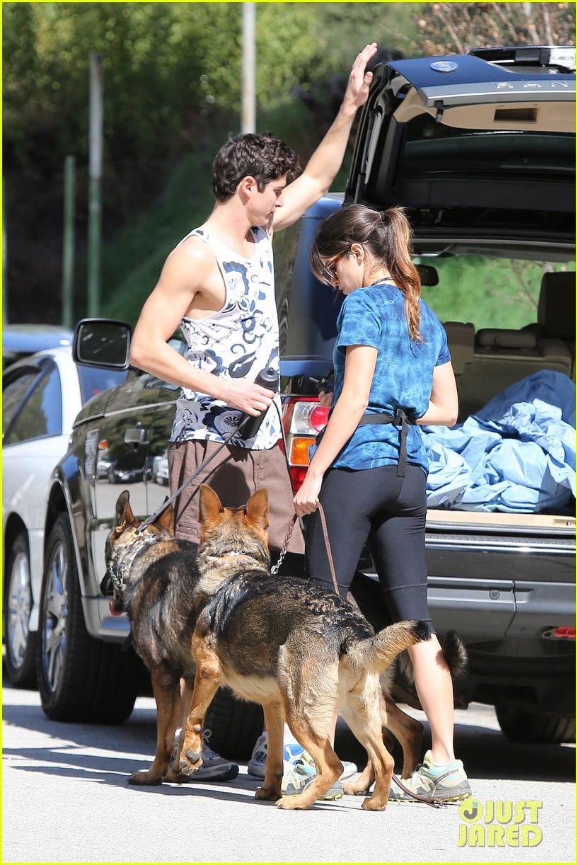 Nikki Reed: Family Fitness With Brother Nathan! | Photo 538083 - Photo ...
