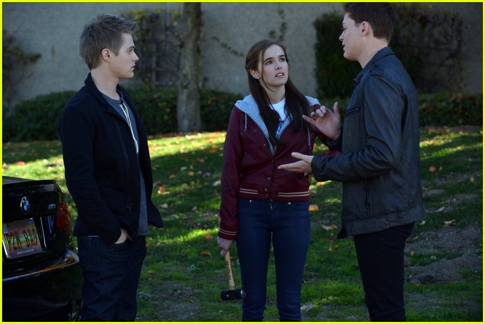 Zoey Deutch On Switched At Birth First Pics Photo 538133 Photo Gallery Just Jared Jr