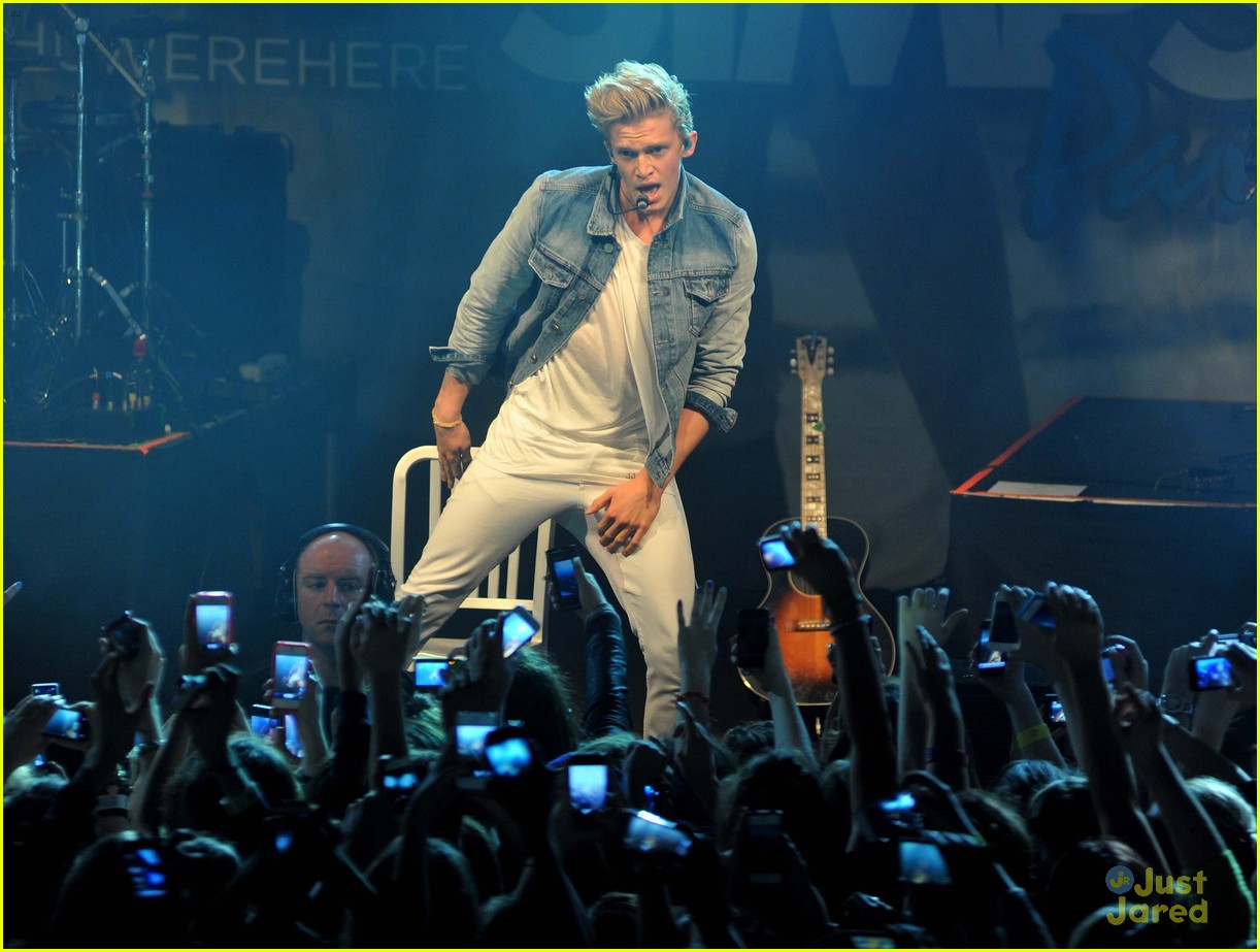 Cody Simpson: Dublin Concert Pics! | Photo 541503 - Photo Gallery ...