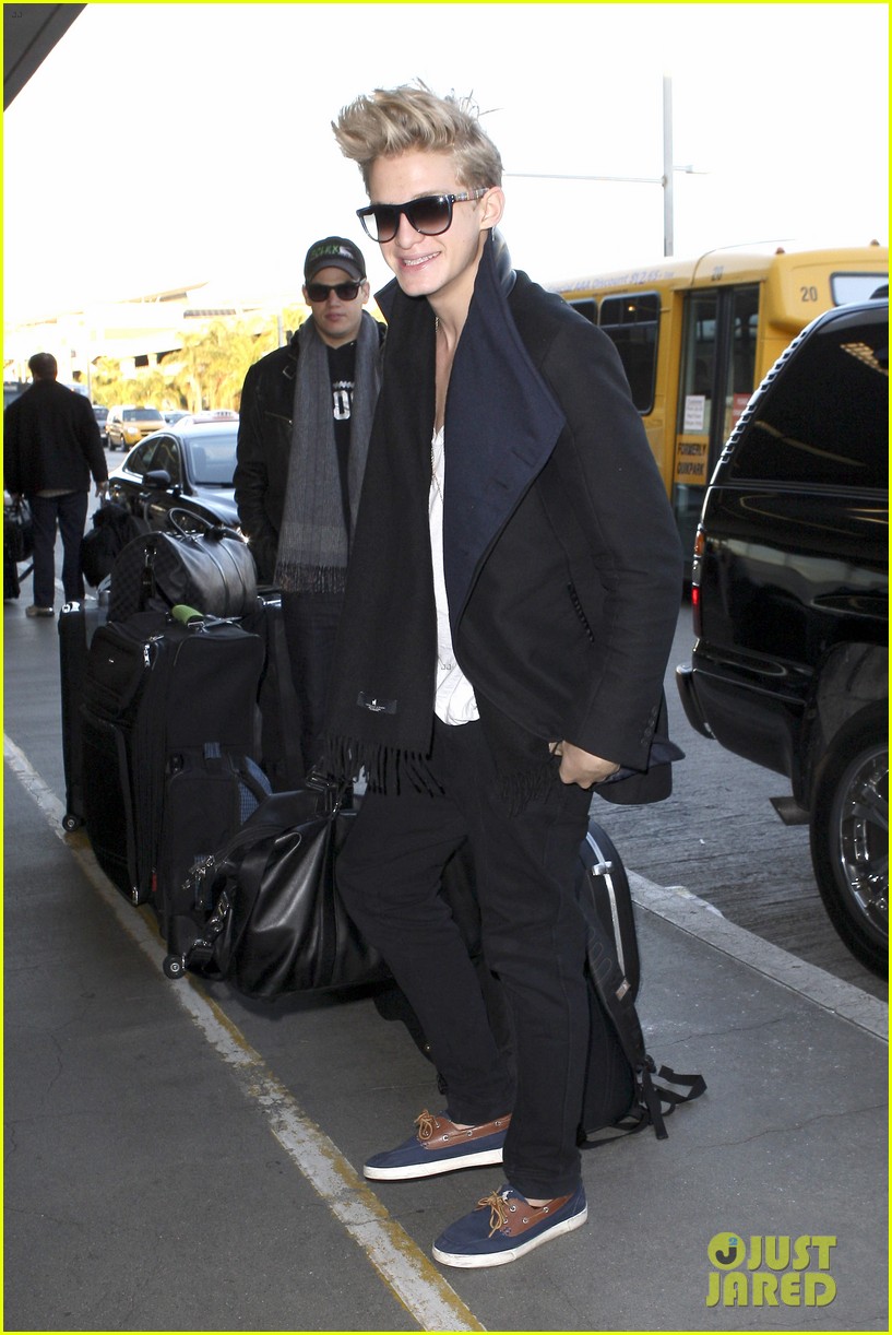 Cody Simpson: LAX Departure! | Photo 537641 - Photo Gallery | Just ...