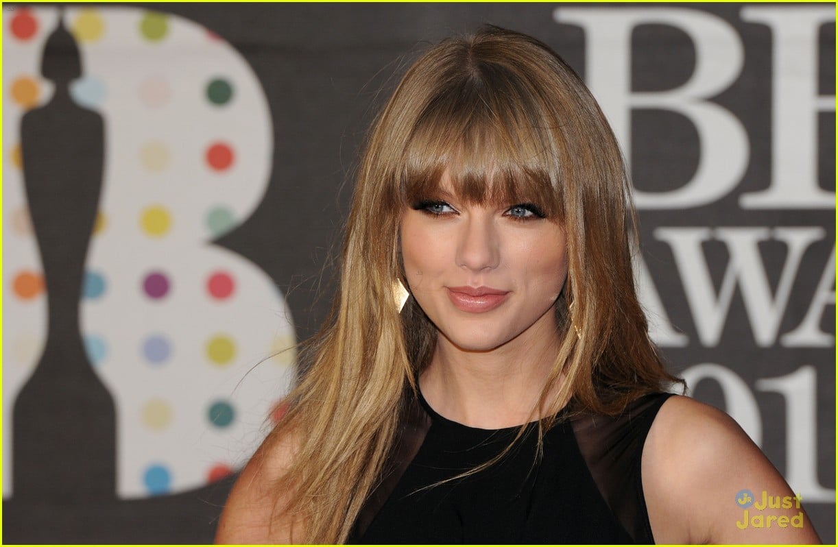 Taylor Swift - BRIT Awards 2013 | Photo 539040 - Photo Gallery | Just ...