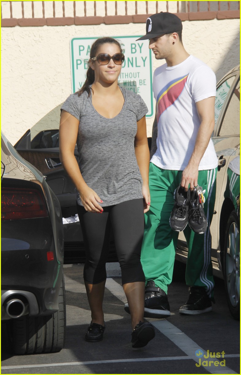 Gabby Douglas: 'Aly Raisman is Fantastic on DWTS!' | Photo 547935 ...