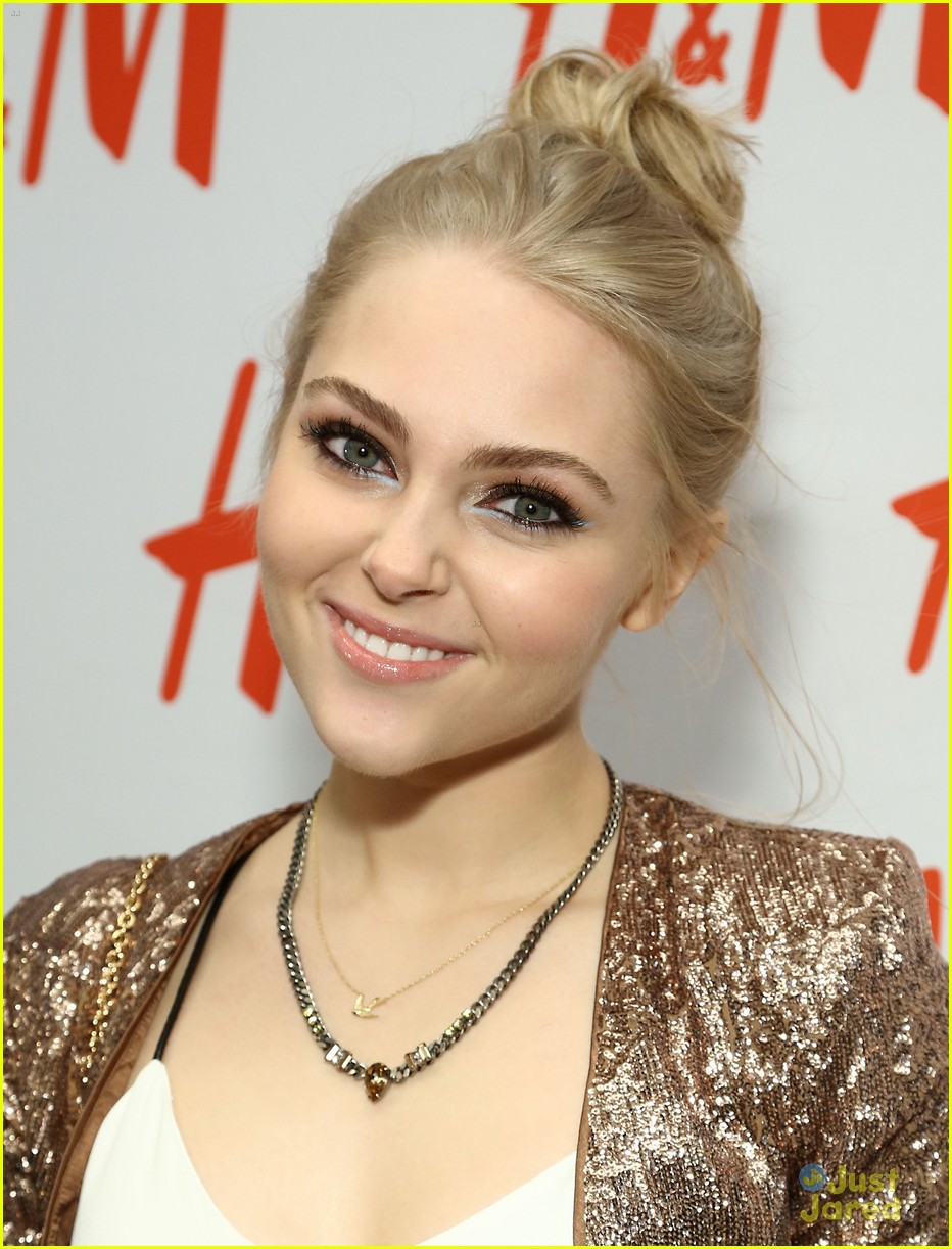 AnnaSophia Robb: Denim Days with H&M | Photo 542320 - Photo Gallery ...