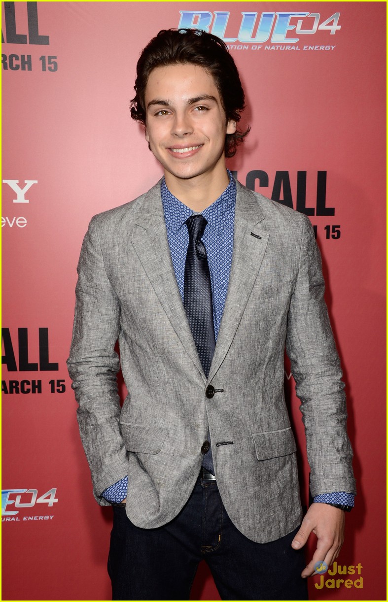 Jake T. Austin: 'The Call' Red Carpet Premiere | Photo 543150 - Photo ...