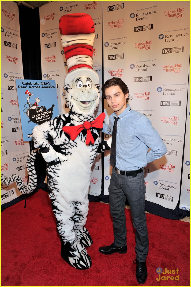 Jake T. Austin Reads Across America | Photo 542299 - Photo Gallery ...