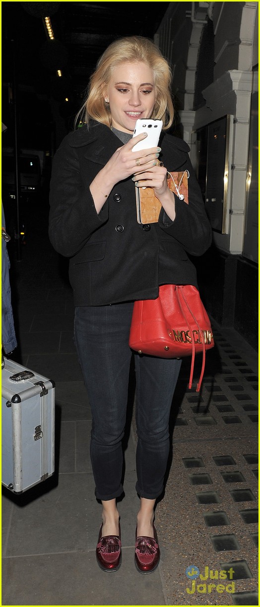 Pixie Lott: 'Viva Forever' Attendee | Photo 547350 - Photo Gallery ...