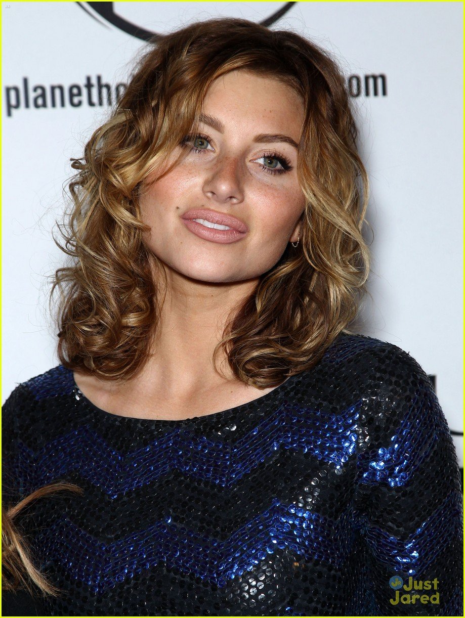 Full Sized Photo of aly aj michalka loberace vegas 03 | Aly & AJ ...