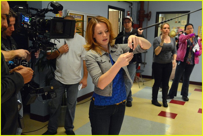 Vanessa Marano & Katie Leclerc: All ASL 'Switched At Birth' Episode ...