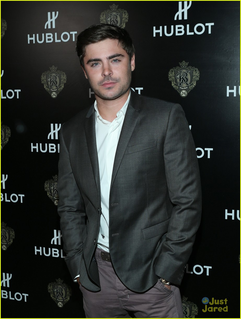Rebel Wilson: Zac Efron is a Great Rapper! | Photo 547087 - Photo ...