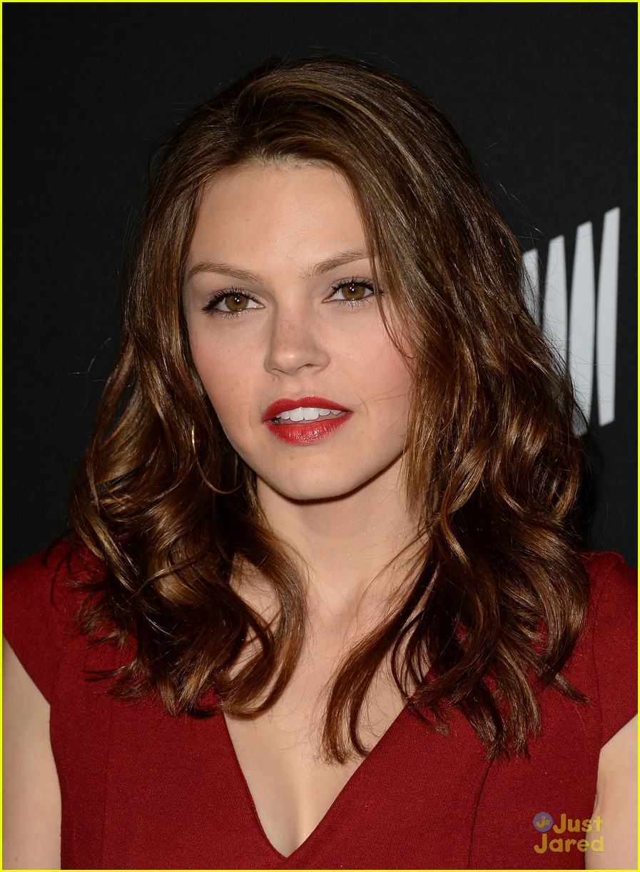 Aimee Teegarden: 'Call Me Crazy' Premiere Pretty | Photo 553369 - Photo ...