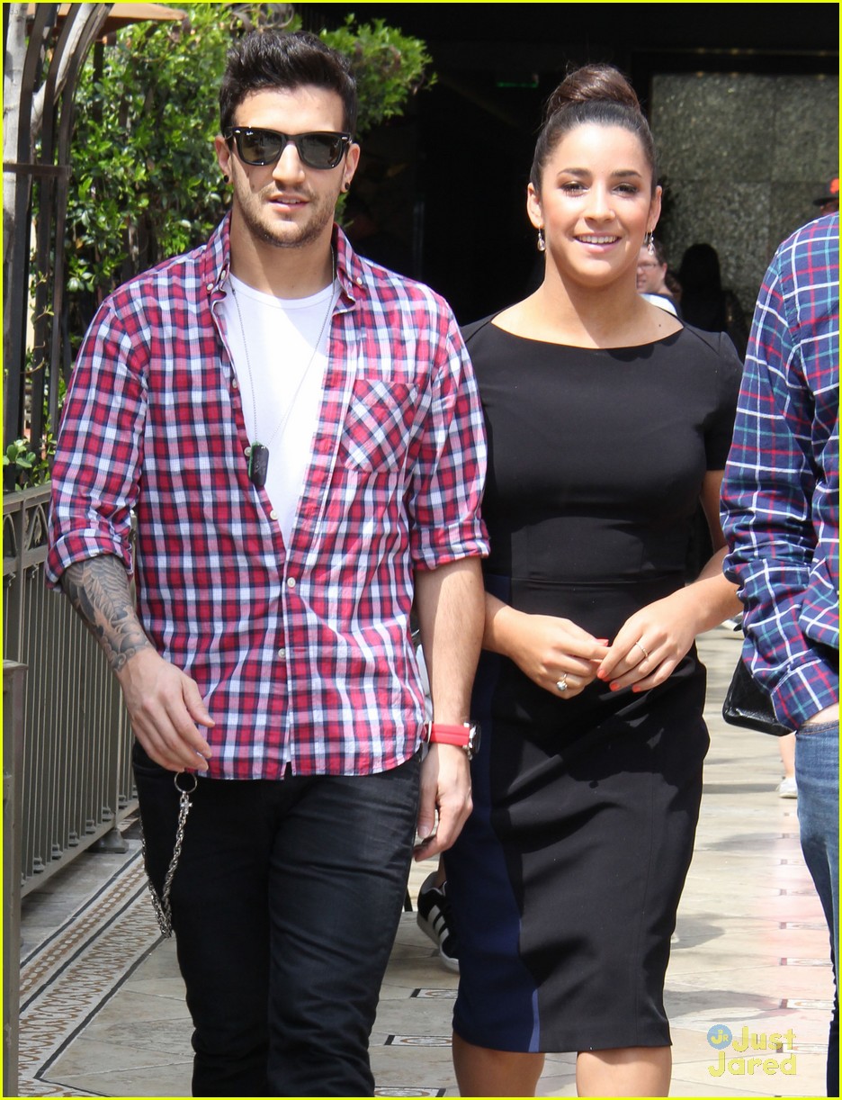 Aly Raisman & Mark Ballas: Extra, Extra! | Photo 550461 - Photo Gallery ...