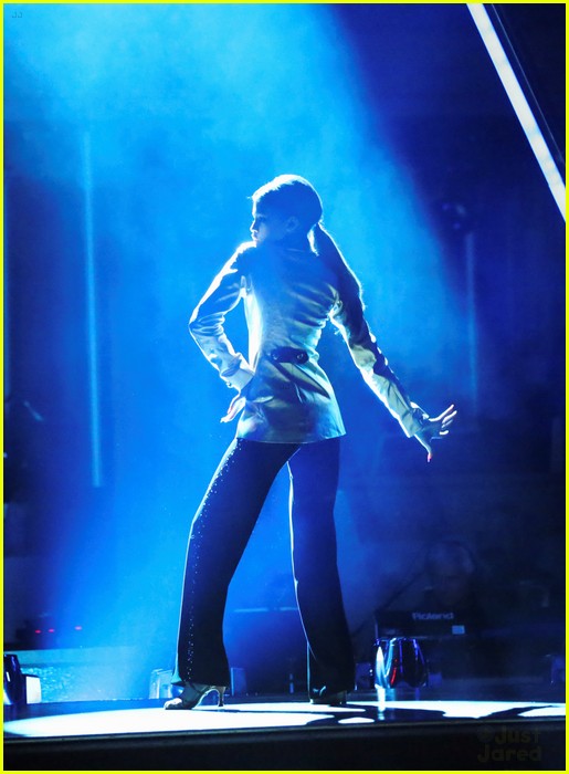 Aly Raisman & Zendaya: Still Safe on 'Dancing With The Stars'! | Photo ...