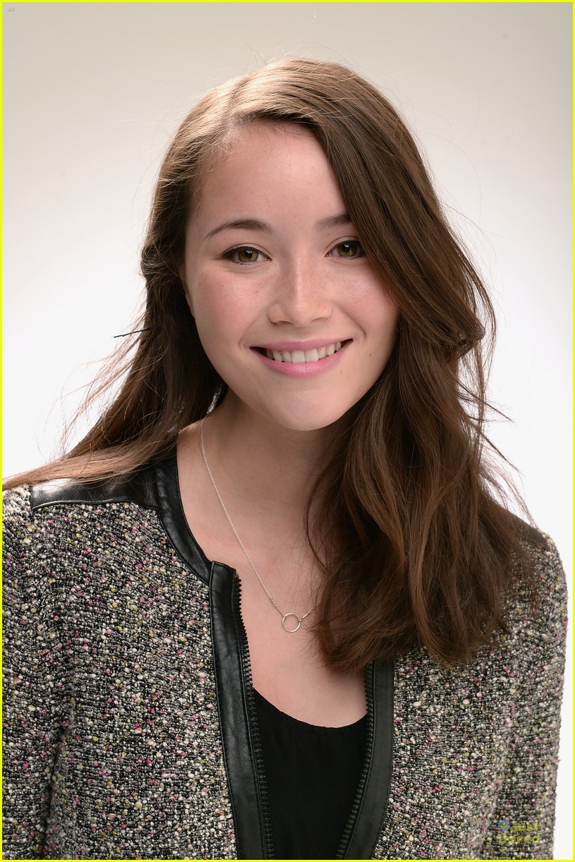 Katie Chang: 'A Birder's Guide To Everything' at Tribeca | Photo 554603 ...