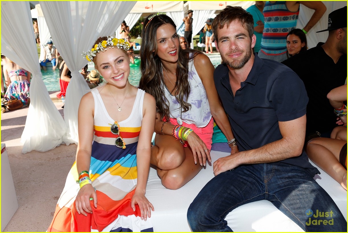 AnnaSophia Robb: Lacoste L!ve Desert Pool Party | Photo 552348 - Photo ...
