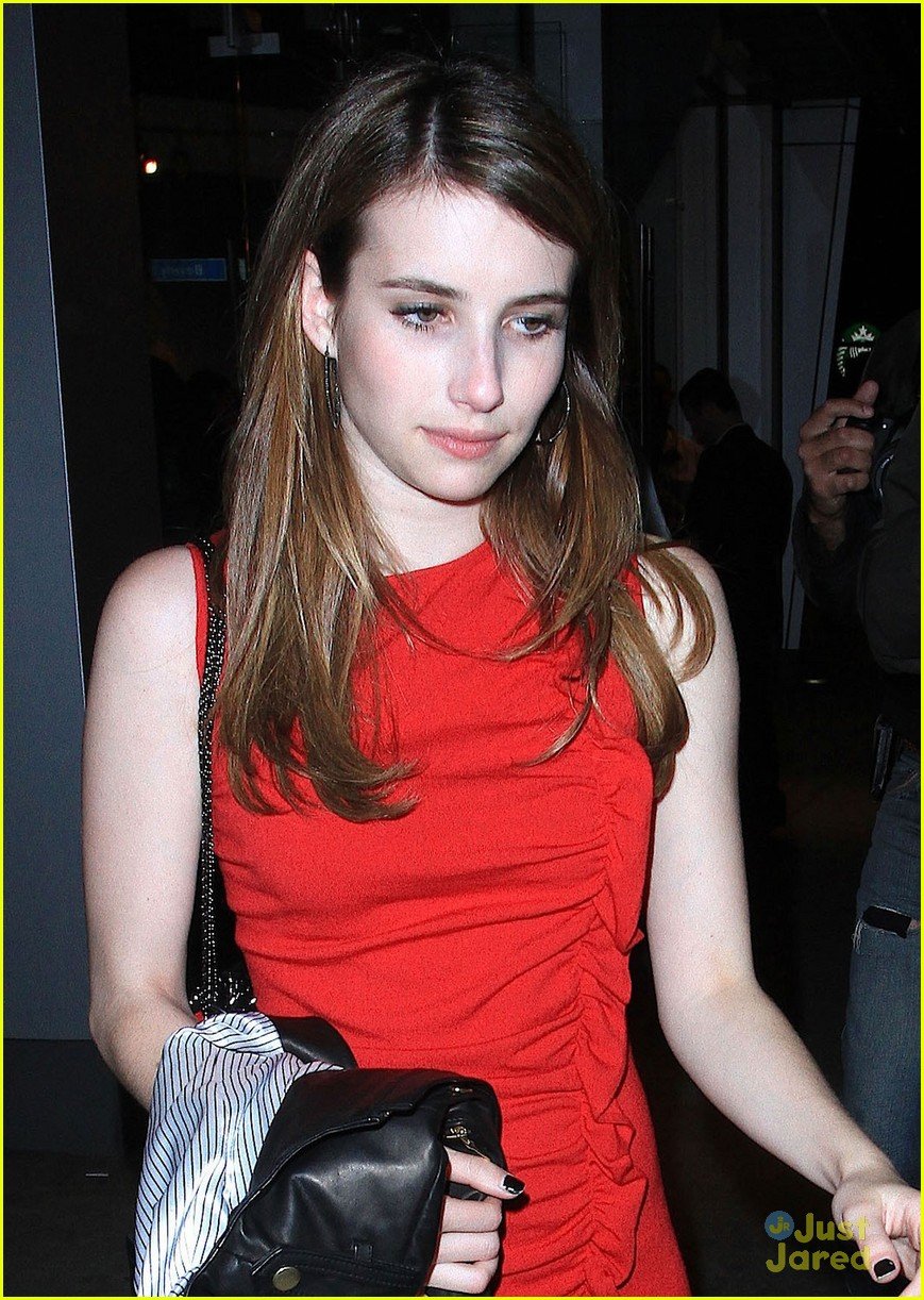 Emma Roberts & Evan Peters: Gallery Goers! | Photo 556489 - Photo ...