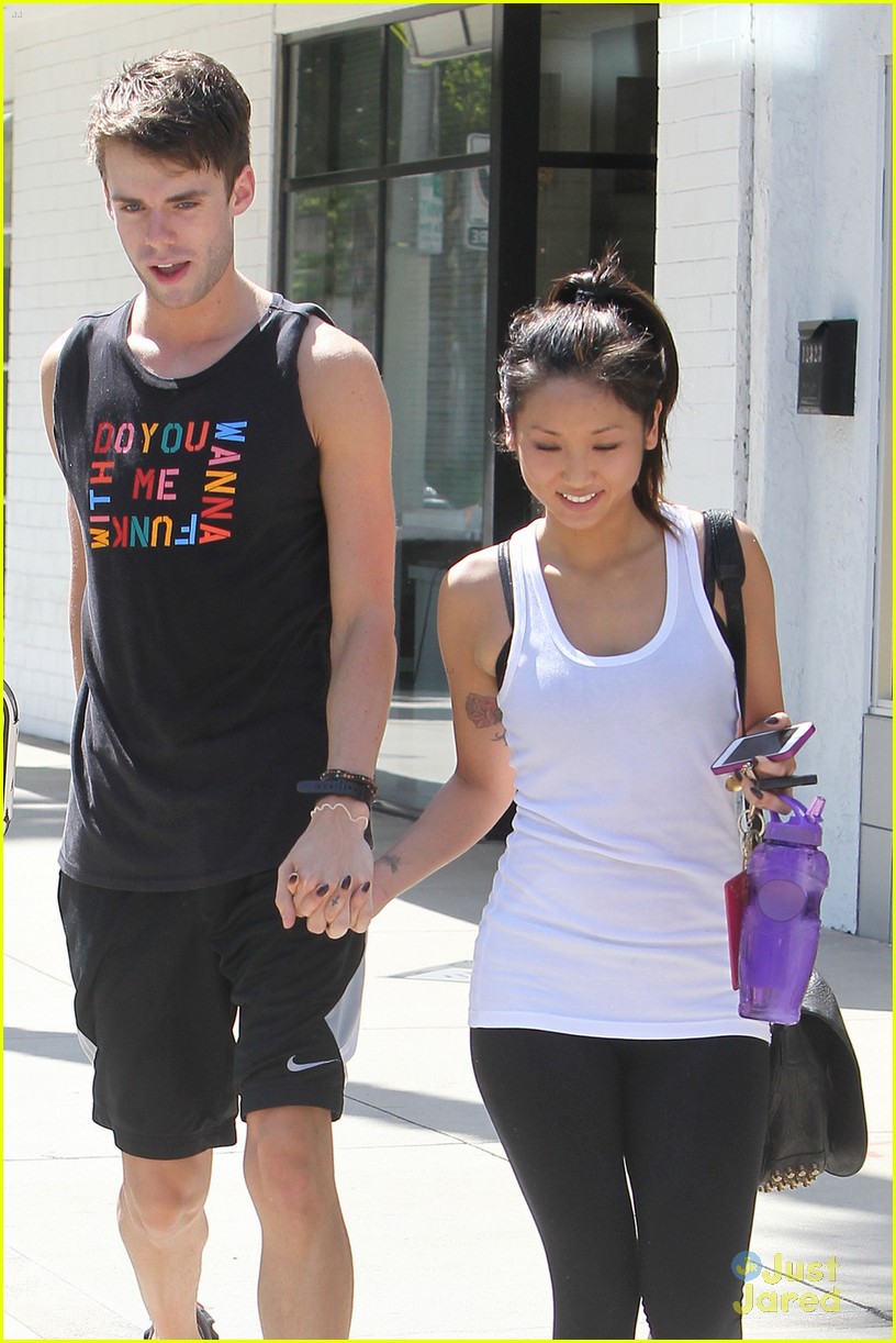 Brenda Song Holds Hands with Guy Friend After Gym Stop | Photo 555614 ...