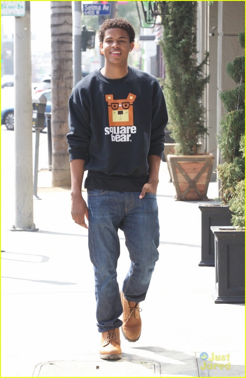 Trevor Jackson Runs L.A. Errands | Photo 549439 - Photo Gallery | Just ...
