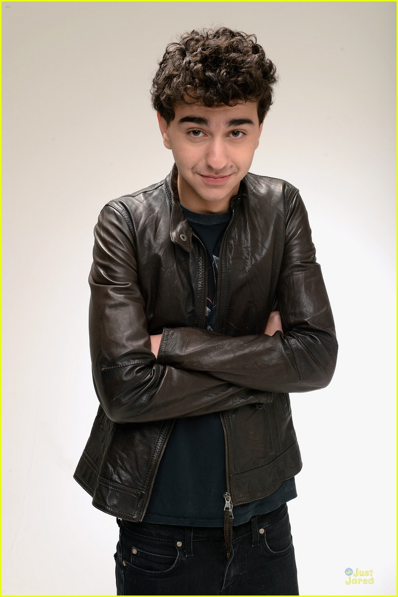 Alex Wolff: 'A Birder's Guide To Everything' at Tribeca | Photo 554591 ...