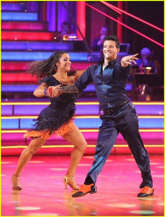 Zendaya & Aly Raisman: Safe Again on 'Dancing With The Stars'! | Photo ...