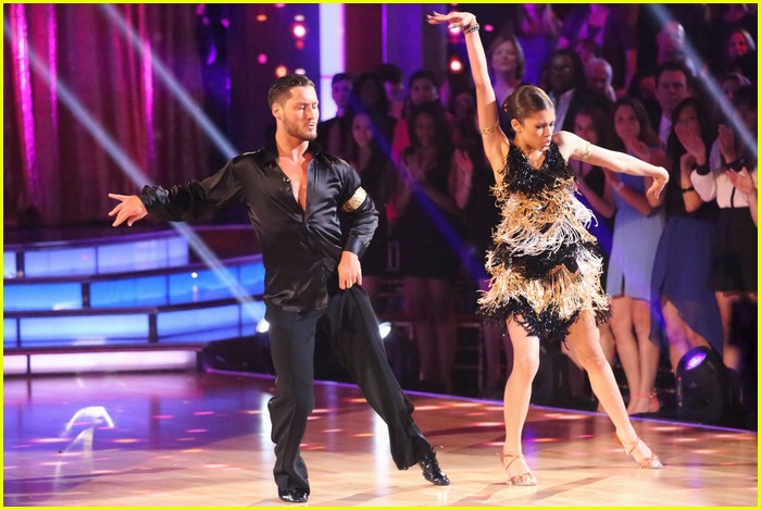 Zendaya & Aly Raisman: Still Safe on 'Dancing With The Stars'! | Photo ...