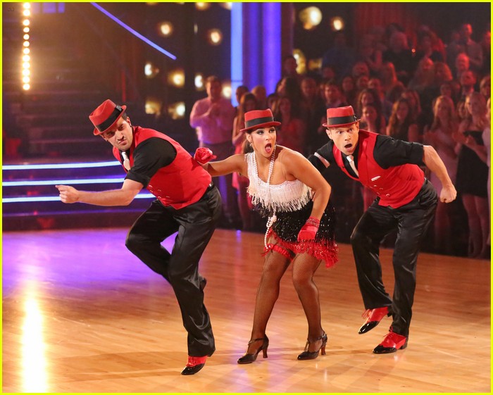 Full Sized Photo of aly raisman zendaya wk8 dwts safe 20 | Who Went ...