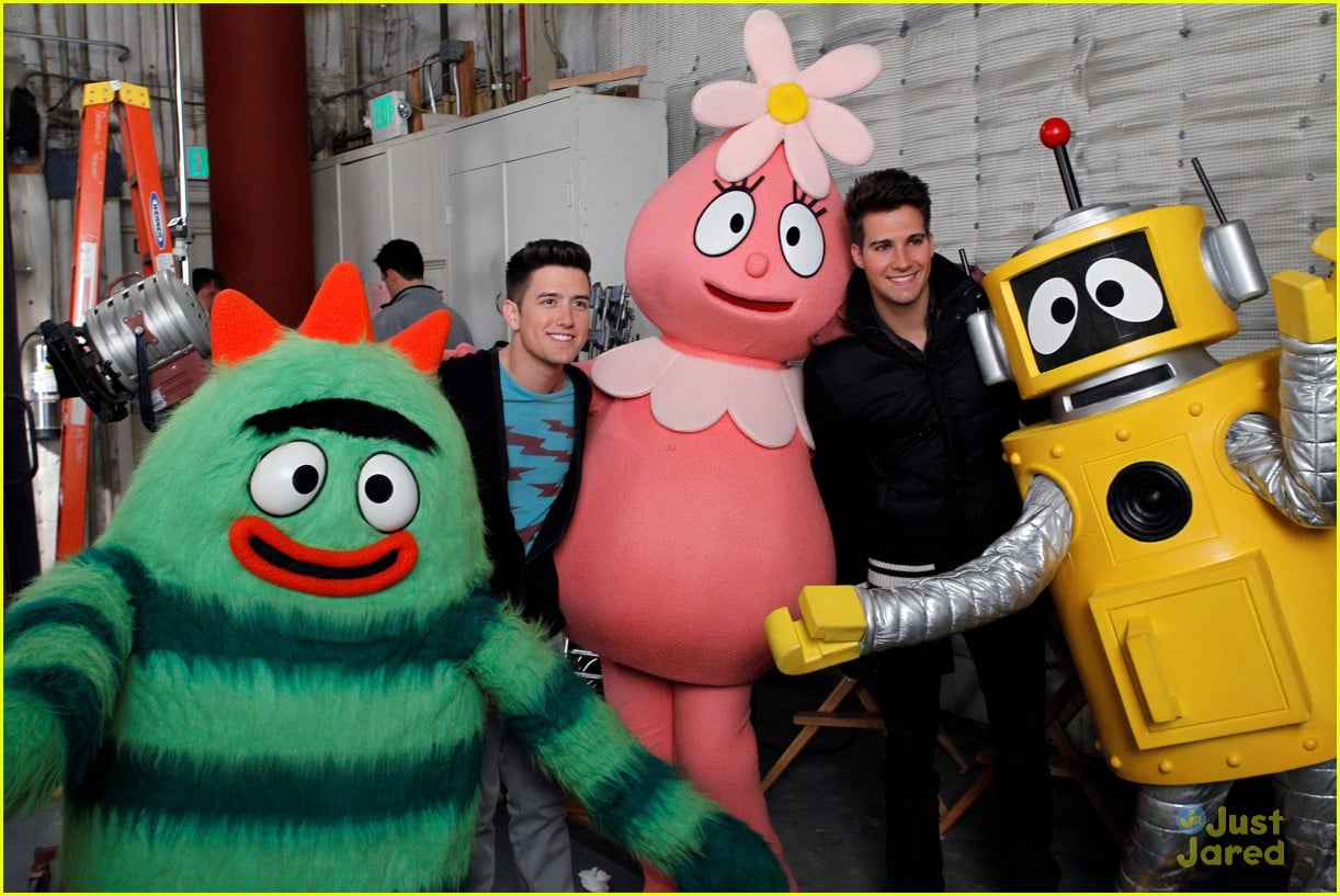 Big Time Rush: 'Yo Gabba Gabba' Cameo! | Photo 565329 - Photo Gallery ...