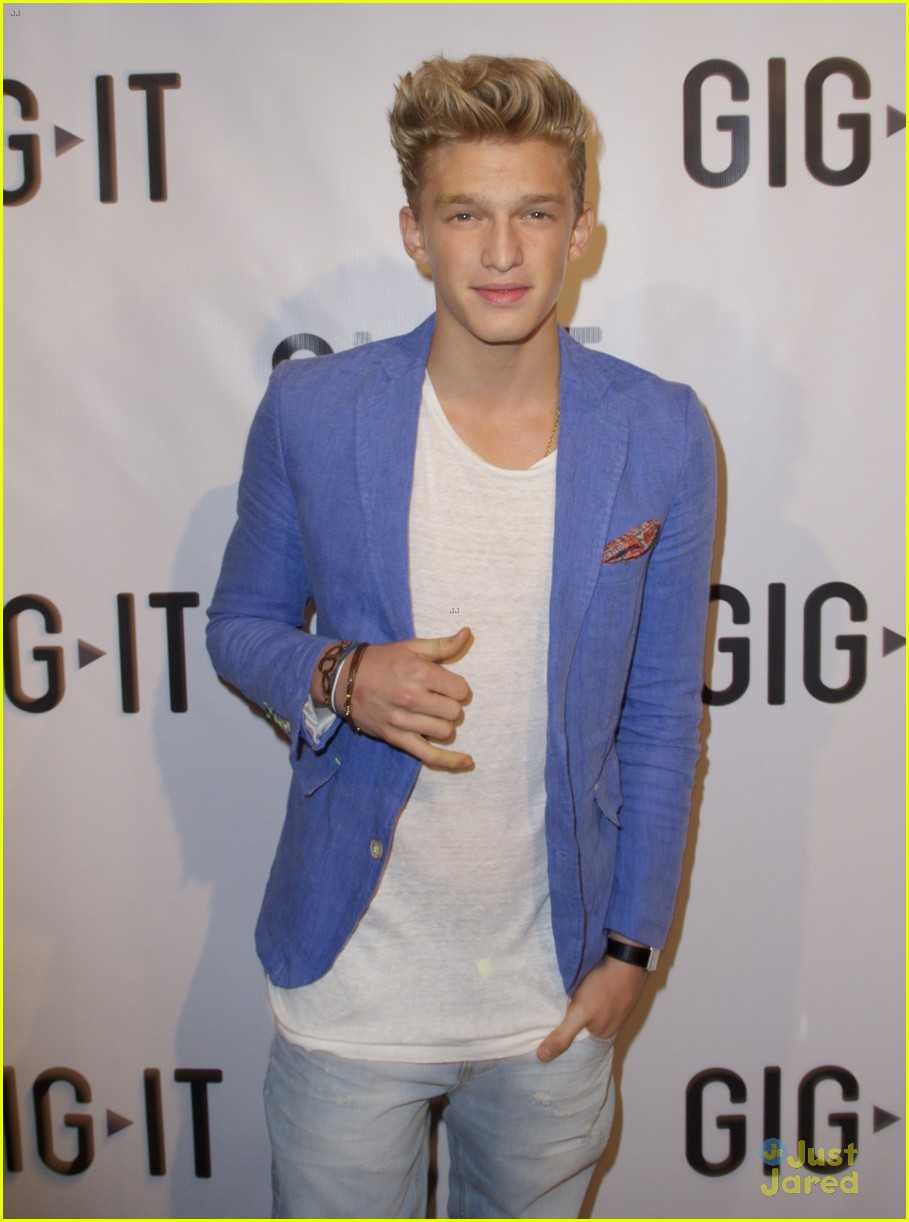 Cody Simpson: Gig-It Launch Party | Photo 557310 - Photo Gallery | Just ...
