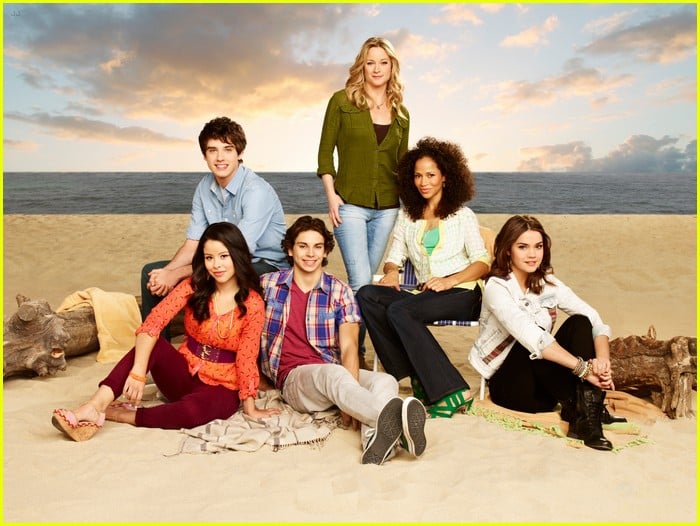 Maia Mitchell & Jake T. Austin: New Pics From 'The Fosters'! | Photo ...