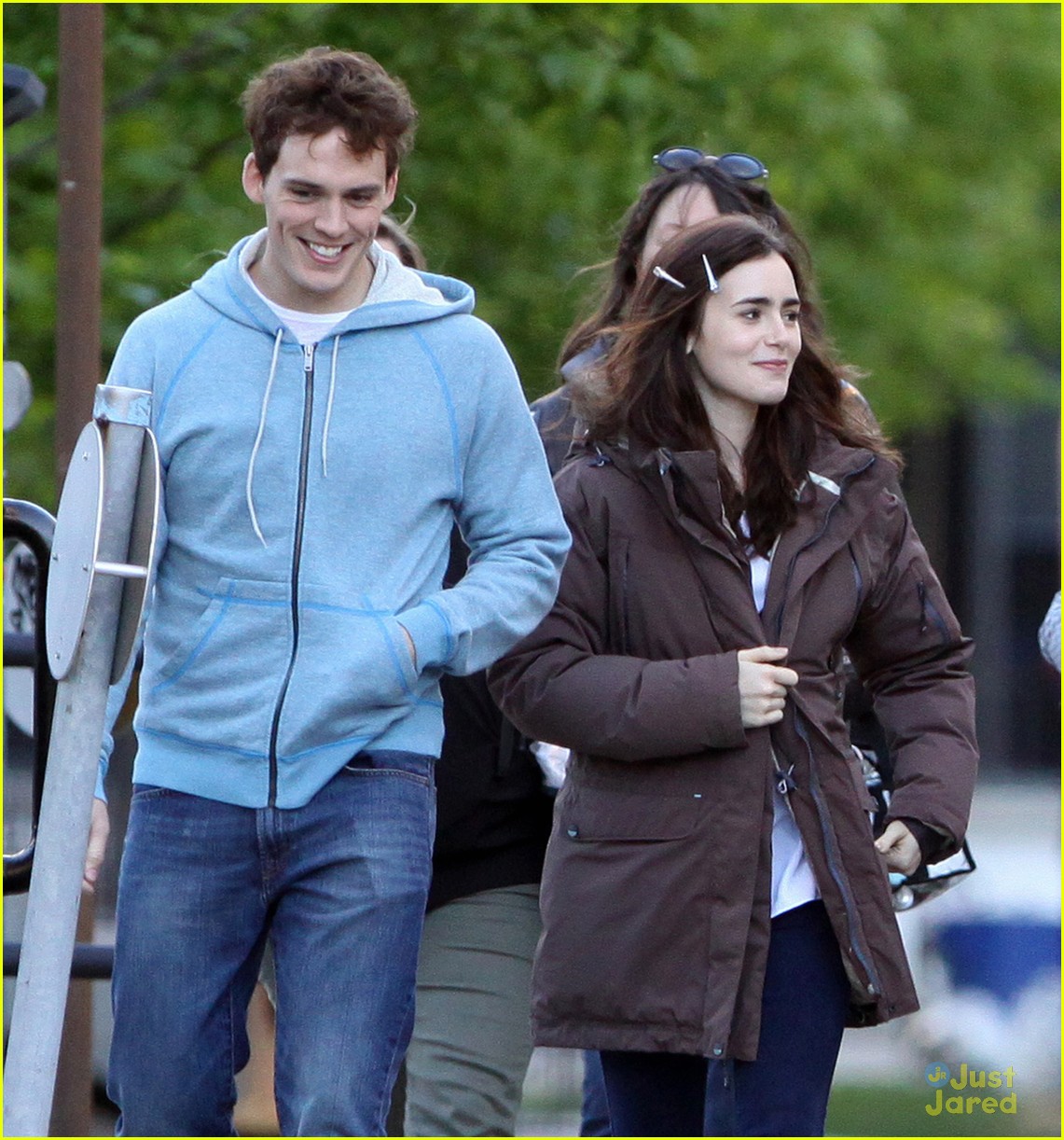 Lily Collins & Sam Claflin: Picnic in the Park for 'Love, Rosie ...