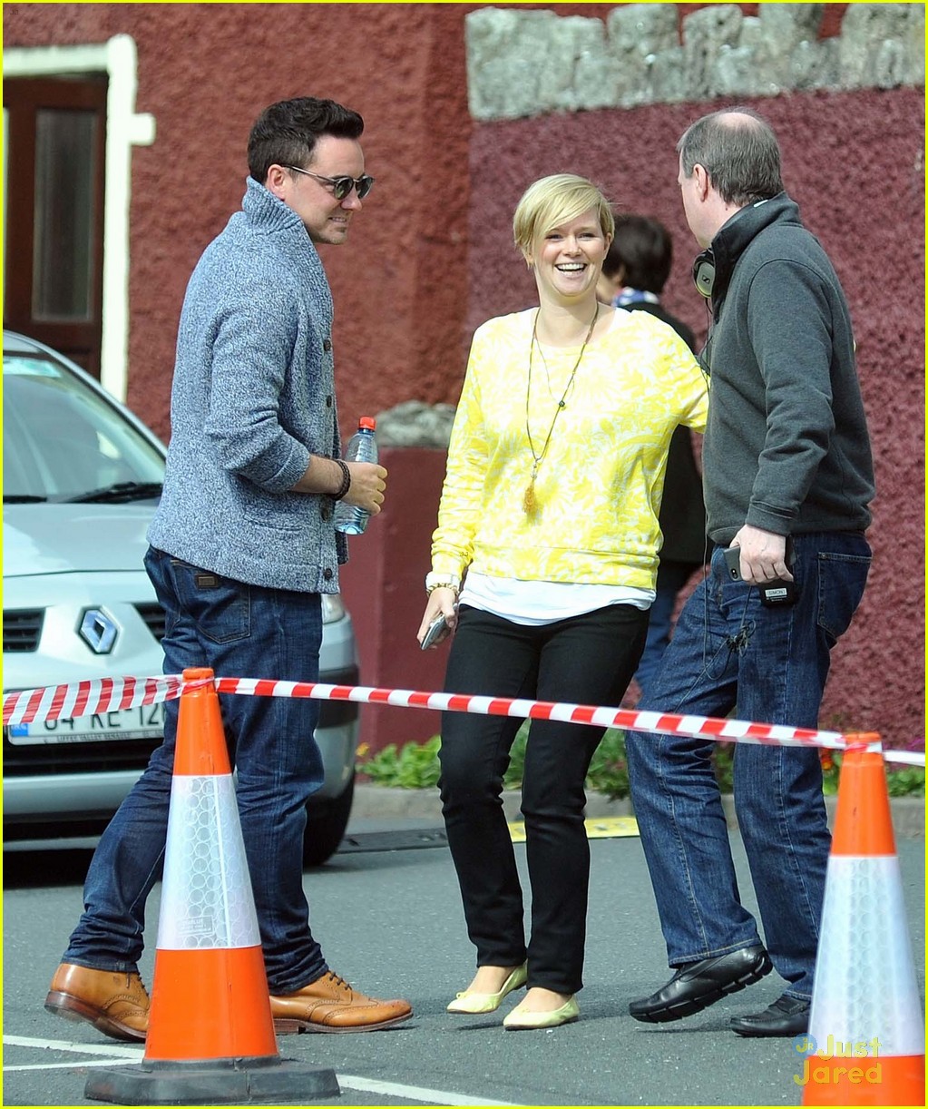 Lily Collins & Sam Claflin Film 'Love, Rosie' Prom Scenes! | Photo ...