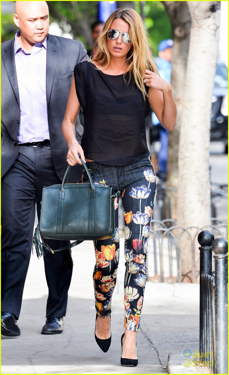 Blake Lively: More 'Lucky' Photo Shoot Pics! | Photo 559321 - Photo ...