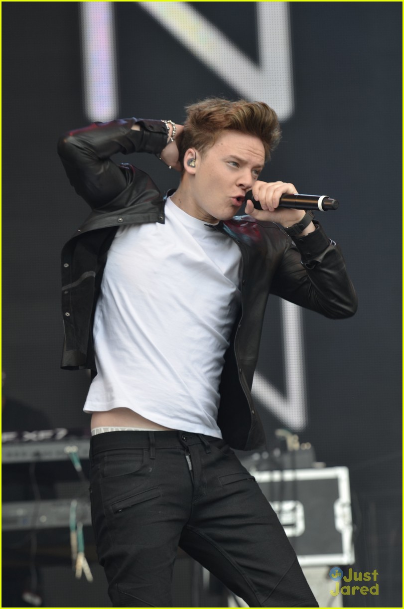 Conor Maynard: As One In the Park Performance | Photo 564715 - Photo ...