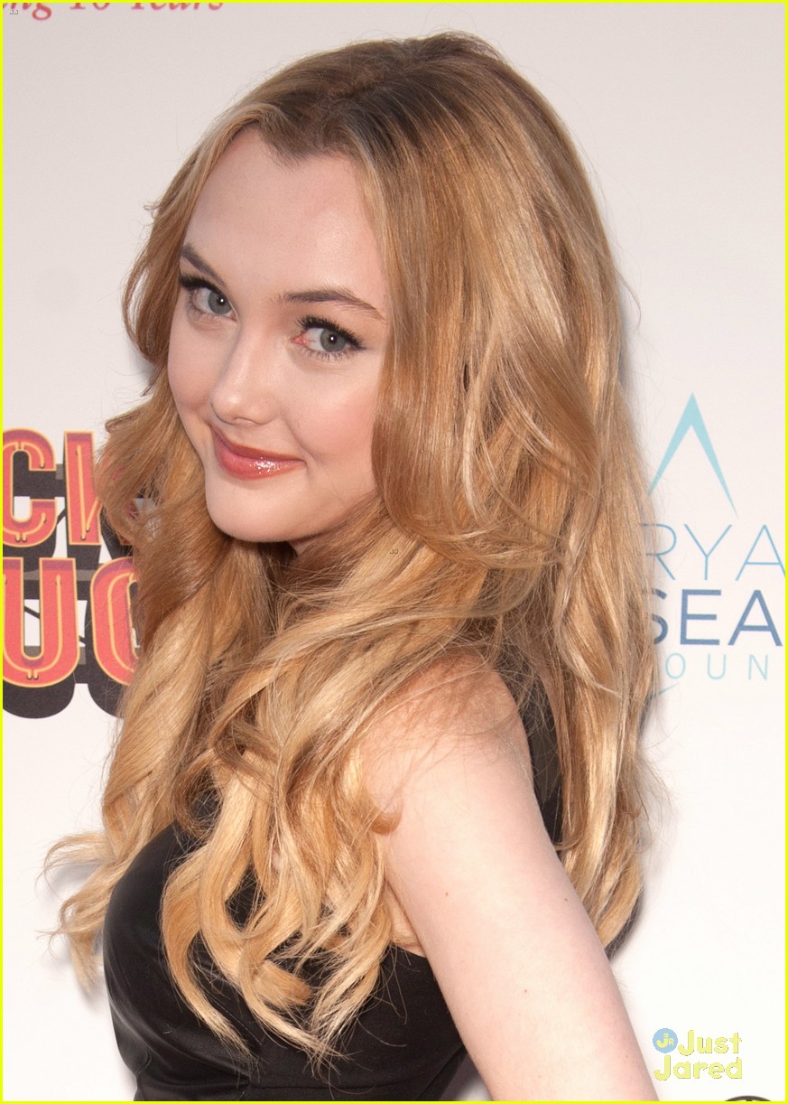 Noah Munck & Victory Van Tuyl: 'Nicky Deuce' Hollywood Premiere | Photo ...