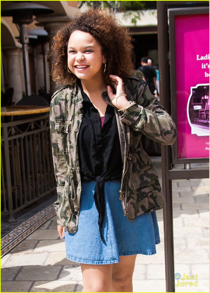 Full Sized Photo of rachel crow giggles at the grove 02 | Rachel Crow ...