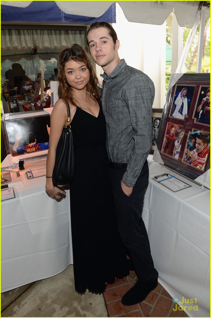 Sarah Hyland & Matt Prokop: Celebrity Golf Classic Couple | Photo ...