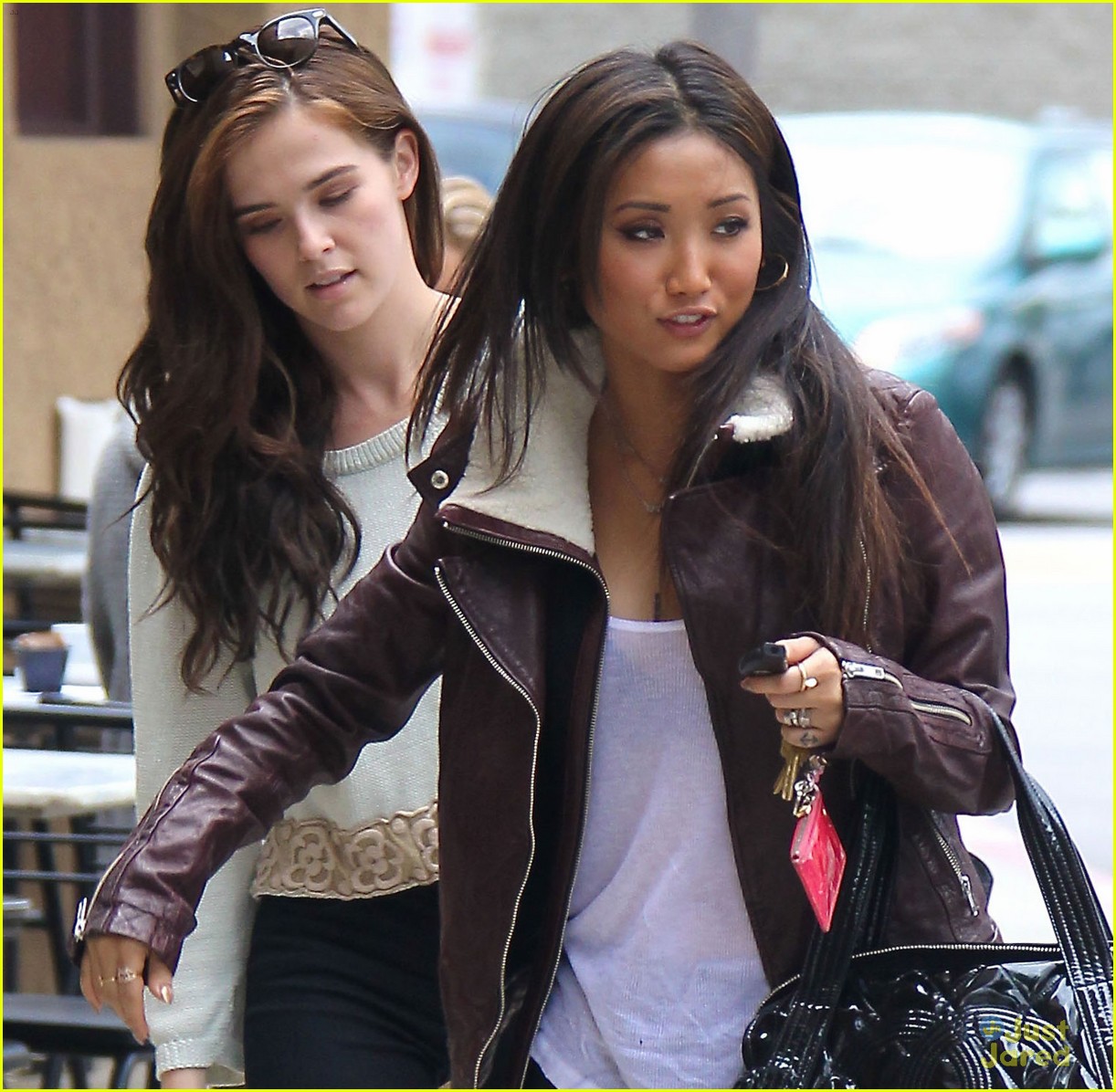 Brenda Song: Lunch in Studio City with Zoey Deutch! | Photo 559162 ...