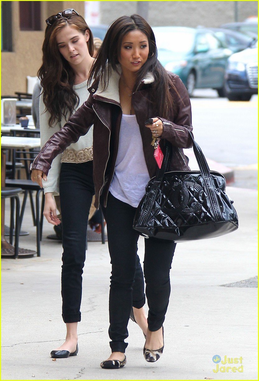 Brenda Song: Lunch in Studio City with Zoey Deutch! | Photo 559164 ...