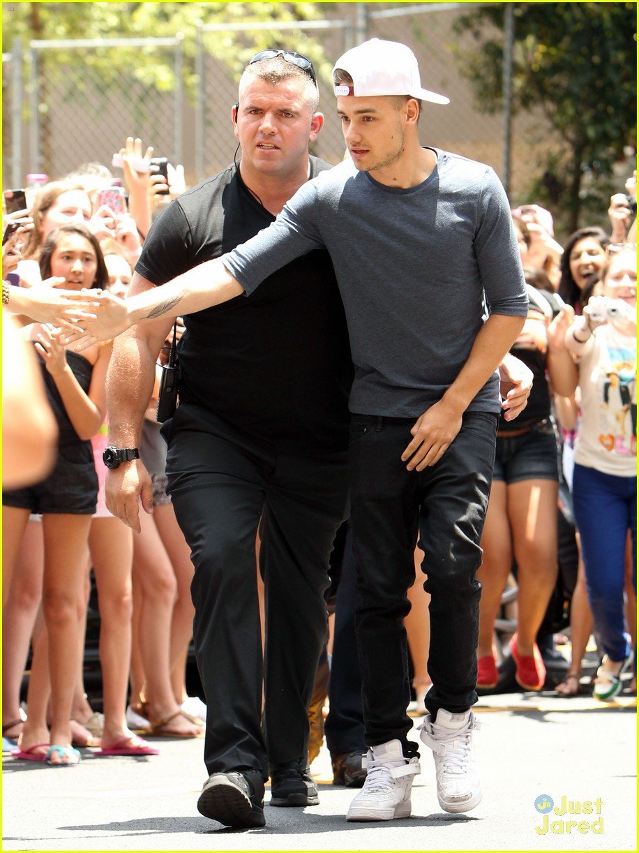 One Direction: Atlanta Hotel Exit | Photo 571122 - Photo Gallery | Just ...