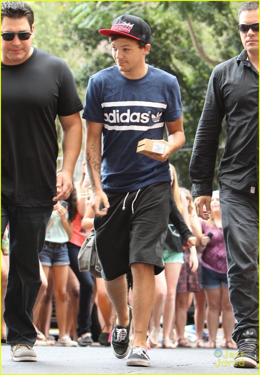 One Direction: Atlanta Hotel Exit | Photo 571126 - Photo Gallery | Just ...