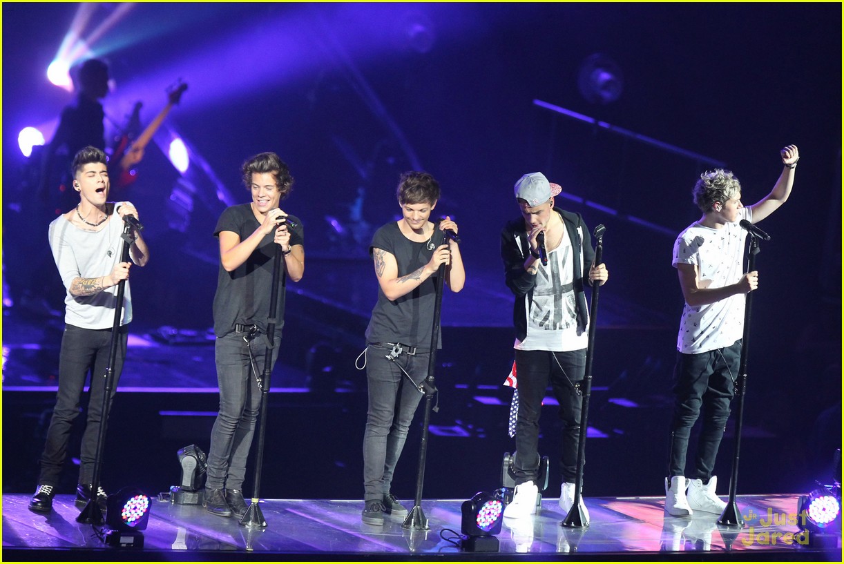 One Direction: Washington, D.C. Concert Pics! | Photo 571779 - Photo ...