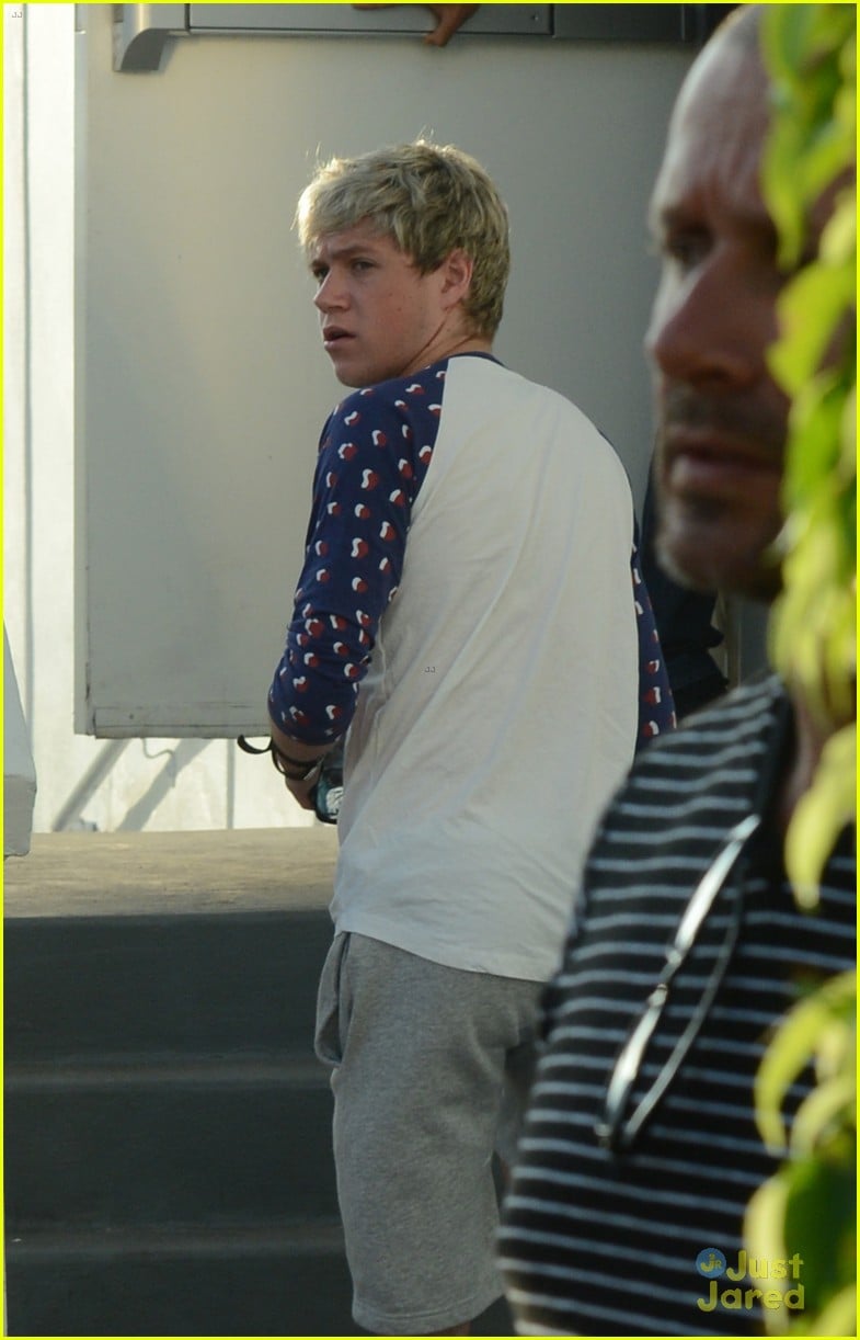 One Direction: Early Morning Studio Session | Photo 568420 - Photo ...