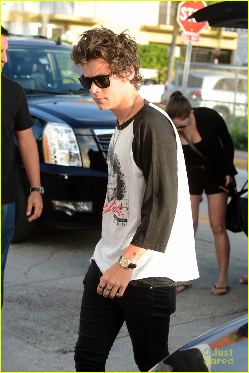 One Direction: Early Morning Studio Session | Photo 568427 - Photo ...