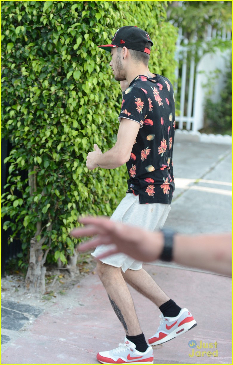 One Direction: Early Morning Studio Session | Photo 568441 - Photo ...