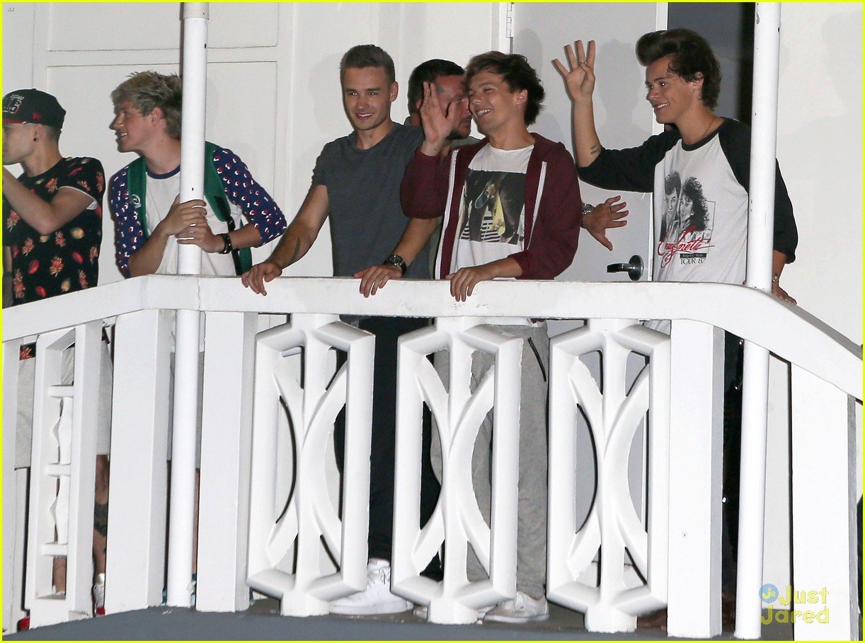 One Direction Exits Music Video Shoot in Miami | Photo 568810 - Photo ...